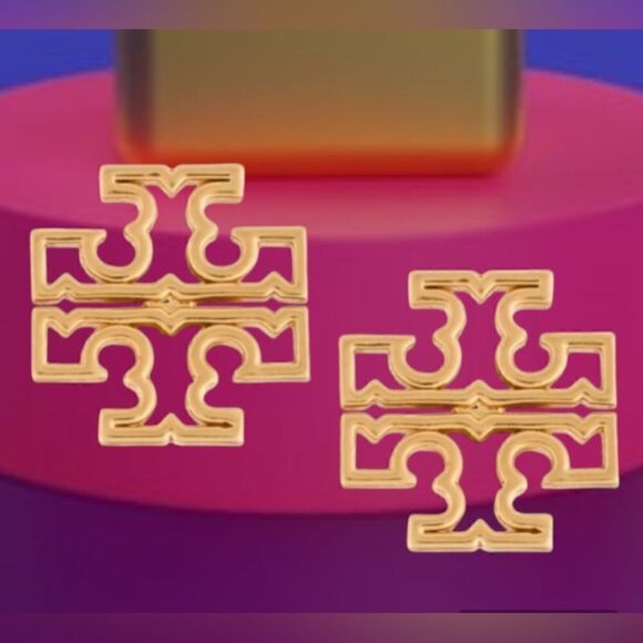 Tory Burch | Jewelry | Tory Burch Miller 8kgoldstudearrings | Poshmark